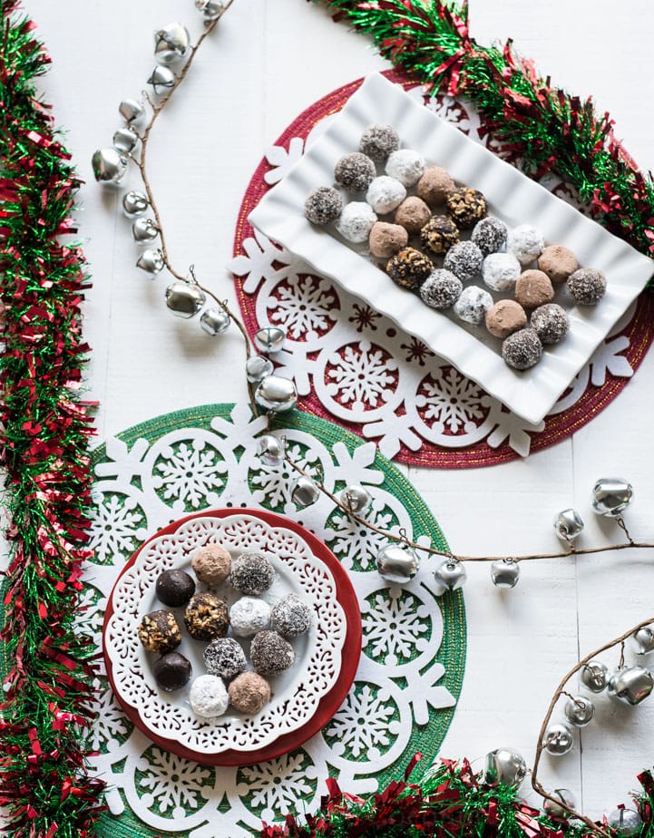 4 ingredients Christmas Chocolate Rum Balls