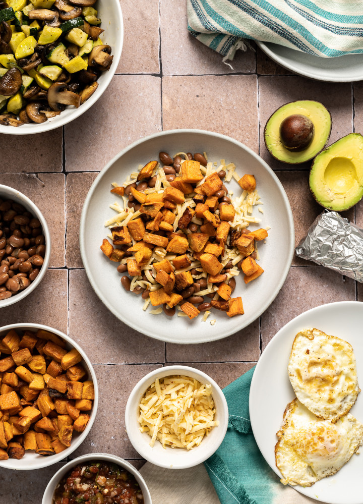 California Sweet Potato Breakfast Bowls with Sautéed Veggies and ...