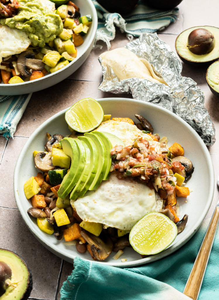 California Sweet Potato Breakfast Bowls with Sautéed Veggies and ...