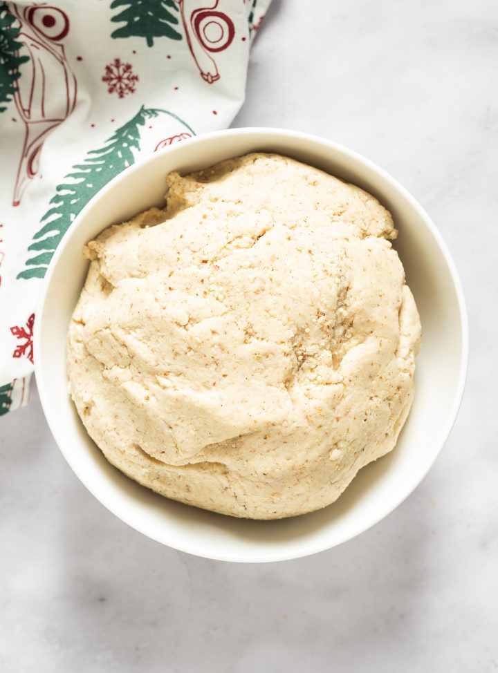 Vanilla Almond Crescent Cookies (Austrian Vanillekipferl)